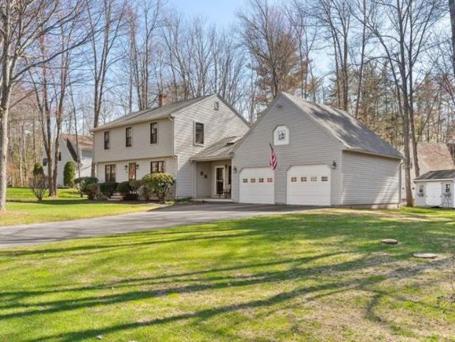 3 Br, 3 bath, Single Family 6 Iris Dr