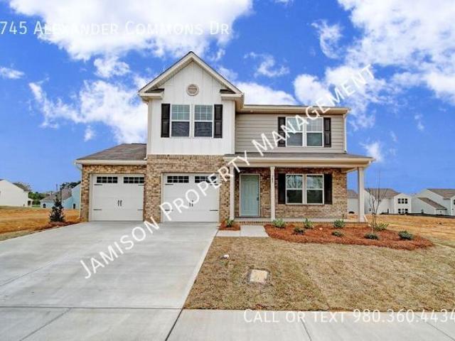 3 Br, 3 bath, Single Family 745 Alexander Commons Dr