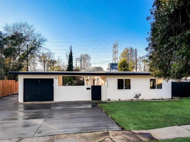 3 Br, 3 bath, Single Family 7745 Geyser Ave