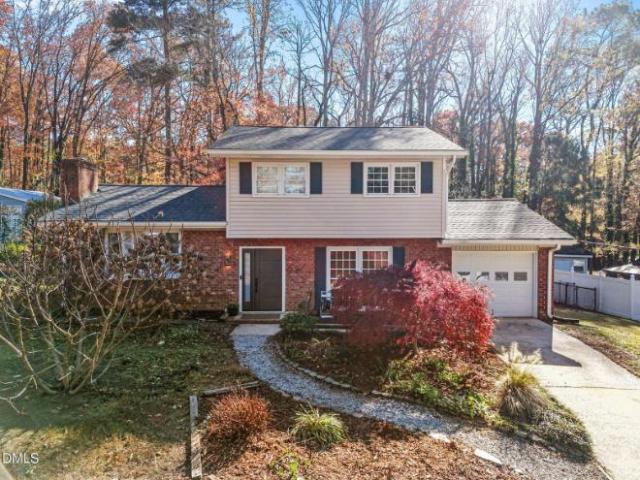 3 Br, 3 bath, Single Family 703 Brookgreen Dr