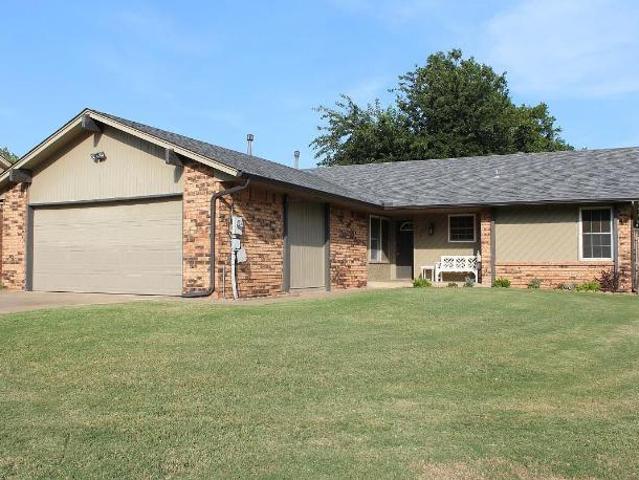 3 Br, 3 bath, Single Family 700 Pintail Pl