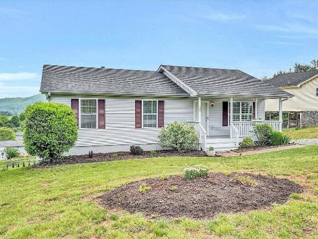 3 Br, 3 bath, Single Family 7014 Portage Rd