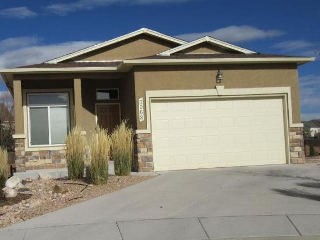 3 Br, 3 bath, Single Family 7068 Davey Crocket Ct
