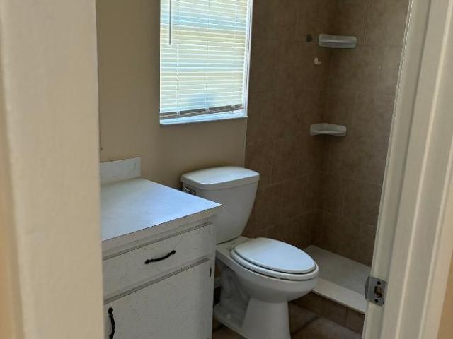 3 Br, 3 bath, Single Family 708 65th Ave East