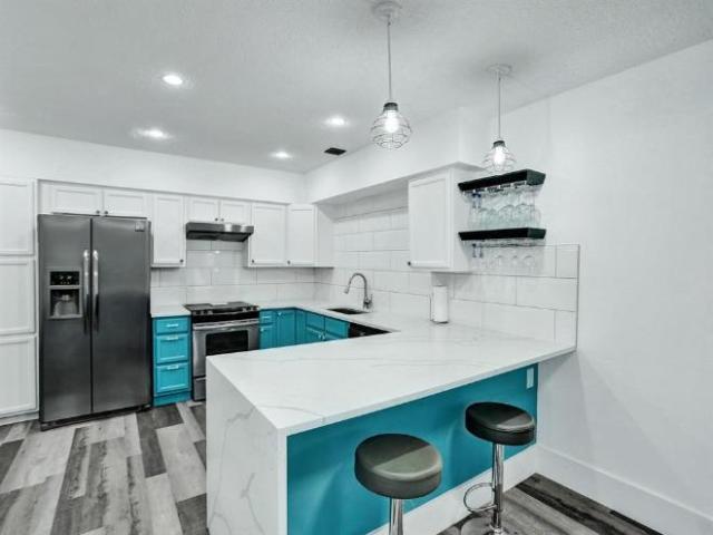 3 Br, 3 bath, Single Family 708 NE 24th Avenue
