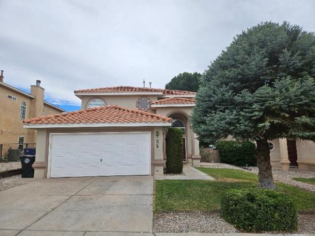 3 Br, 3 bath, Single Family 7324 Peregrine Rd NE