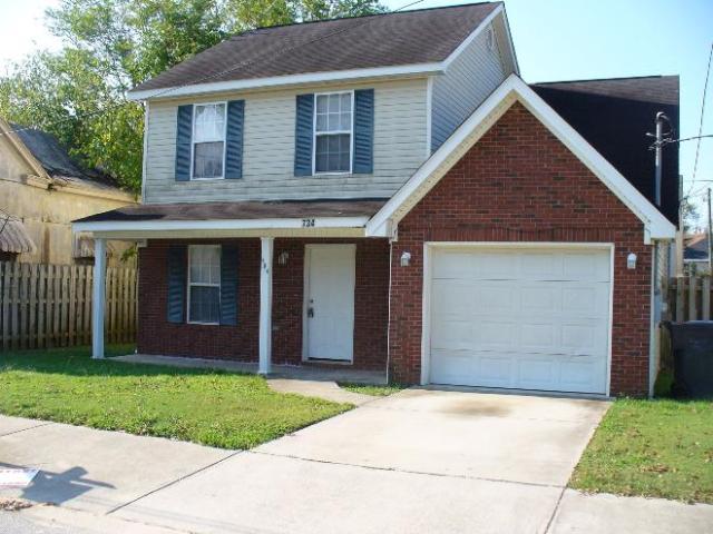 3 Br, 3 bath, Single Family 734 Hopkins Street