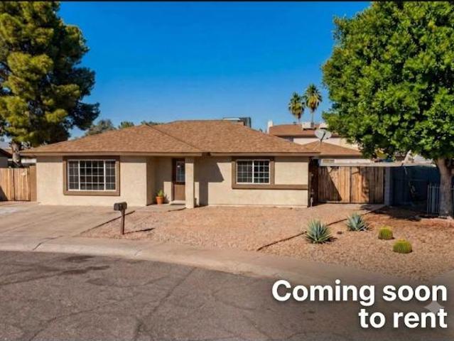 3 Br, 3 bath, Single Family 8534 W Turney Ave