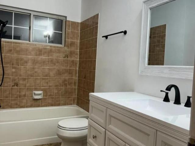 3 Br, 3 bath, Single Family 8670 Boxelder Dr