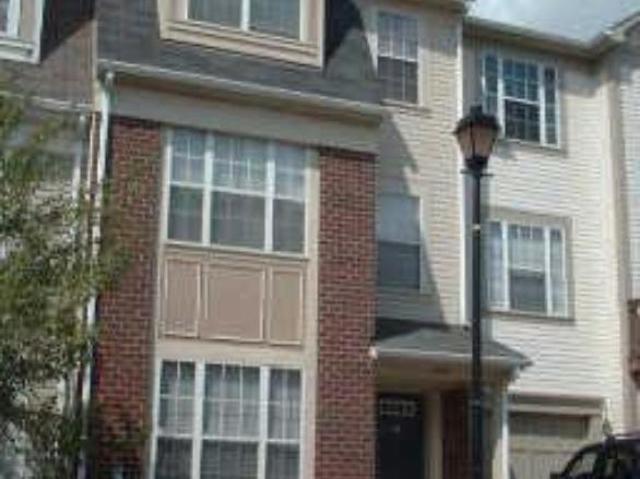 3 Br, 3 bath, Single Family 8802 Gilly Way