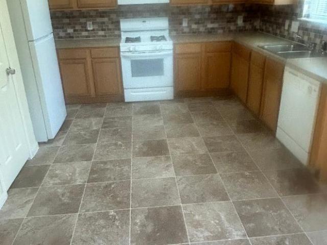 3 Br, 3 bath, Single Family 8031 Barnes Ridge Ln