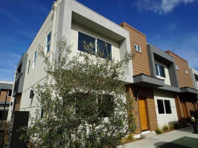 3 Br, 3 bath, Single Family 8081 Lampson Ave