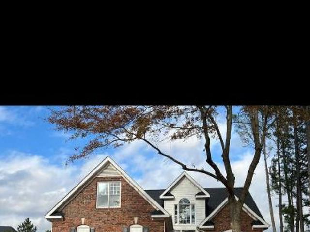 3 Br, 3 bath, Single Family 809 Barneswyck Dr