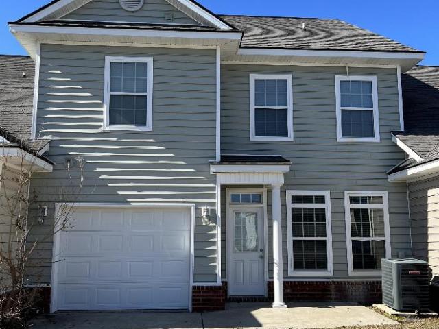 3 Br, 3 bath, Single Family 819 Terrell Drive