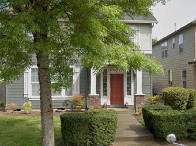3 Br, 3 bath, Single Family 819 SE Bayshore Cir