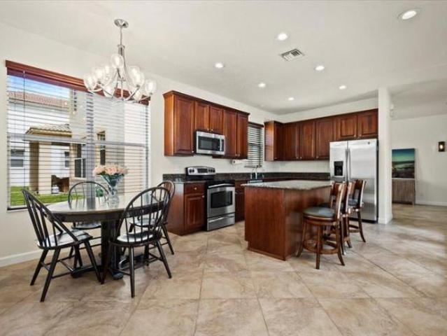 3 Br, 3 bath, Single Family 8203 Calterra Drive