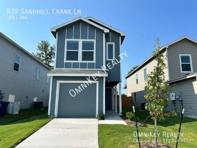 3 Br, 3 bath, Single Family 829 Sandhill Crane Ln