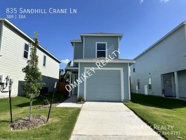 3 Br, 3 bath, Single Family 835 Sandhill Crane Ln