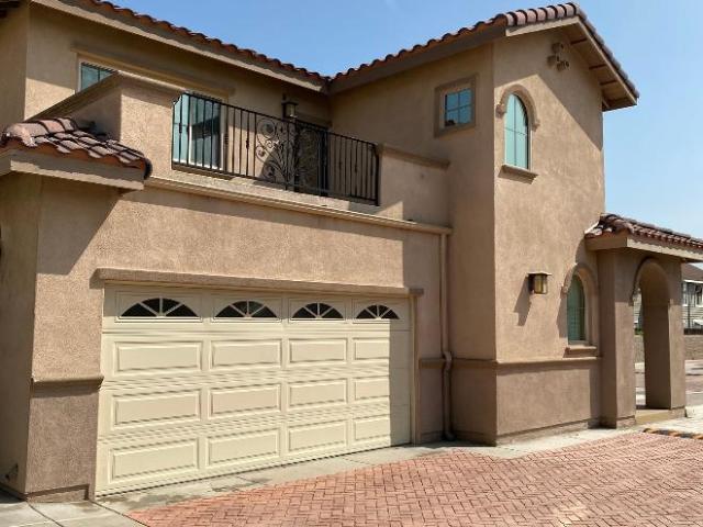 3 Br, 3 bath, Single Family 9457 Cedar St