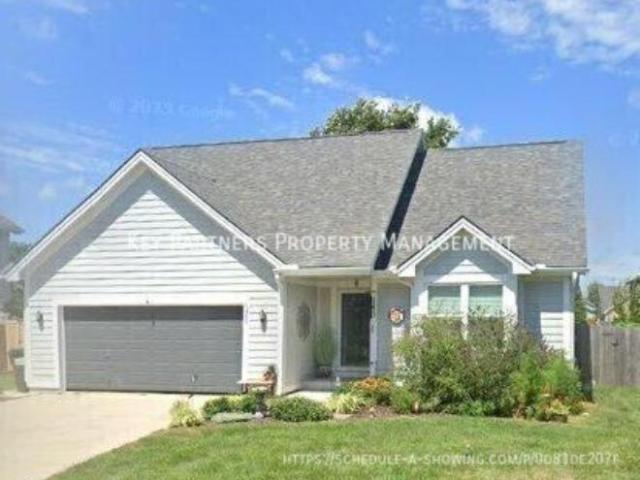 3 Br, 3 bath, Single Family 960 Witch Hollow St