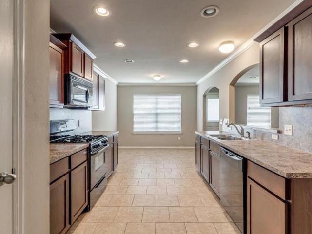 3 Br, 3 bath, Single Family 9616 Gabriel Dr