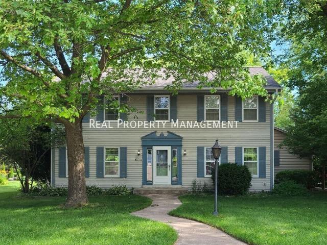 3 BR, 3 BA Apartment N60W23856 Butternut Ln, Sussex, WI 53089