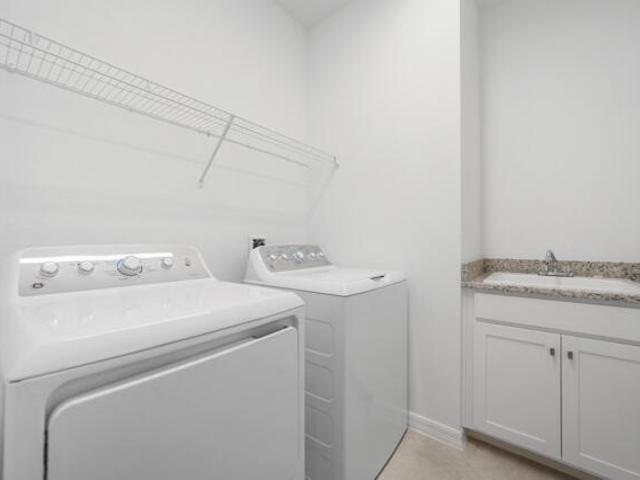 3 BR, 3 BA Apartment 14905 Palamos Circle, Fort Myers, FL 33905