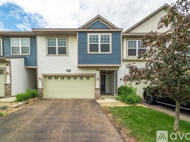 3 BR, 3 BA Apartment 15216 Maryland Ave, Unit 11, Savage, MN 55378