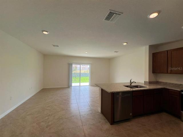 3 BR, 3 BA Apartment 1532 Lumber Avenue, Davenport, FL 33837