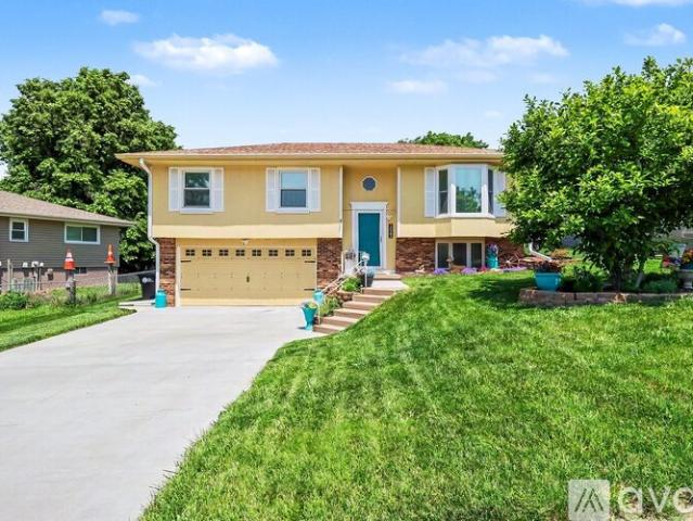 3 BR, 3 BA Apartment 15342 Monroe Street, Omaha, NE 68137