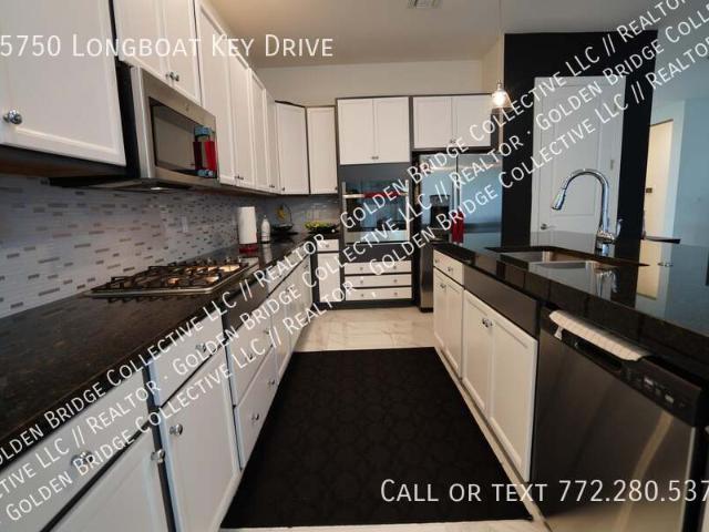 3 BR, 3 BA Apartment 15750 Longboat Key Drive, Westlake, FL 33470