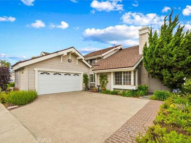 3 BR, 3 BA Apartment 15 Elderberry, Irvine, CA 92603