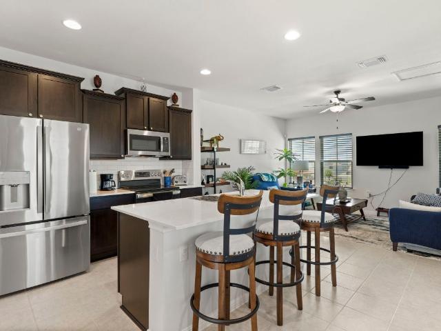 3 BR, 3 BA Apartment 16722 Sonoma Breeze Drive, Manor, TX 78653