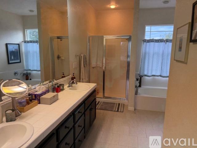 3 BR, 3 BA Apartment 1806 Tahoe Place, Davis, CA 95616