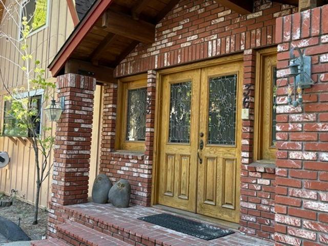 3 BR, 3 BA Apartment 180 Grass Valley Rd 35, Lake Arrowhead, CA 92352