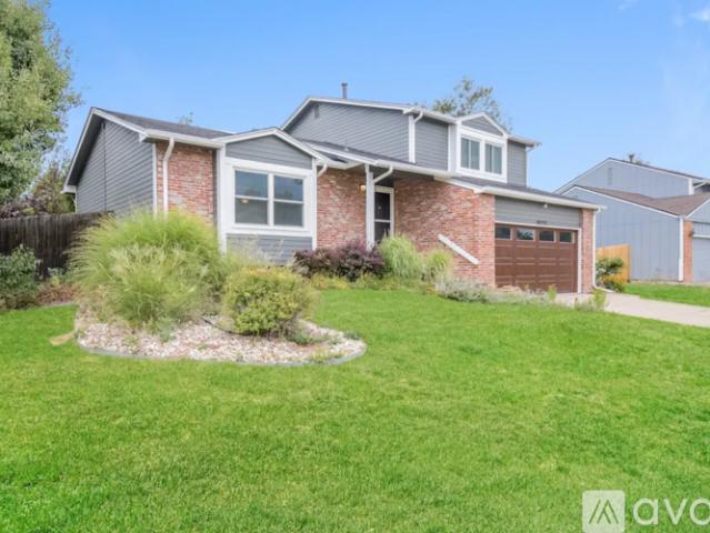 3 BR, 3 BA Apartment 18234 E Berry Drive, Centennial, CO 80015