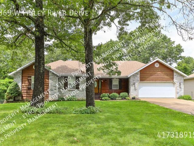 3 BR, 3 BA Apartment 1869 W Finley River Drive, Nixa, MO 65714