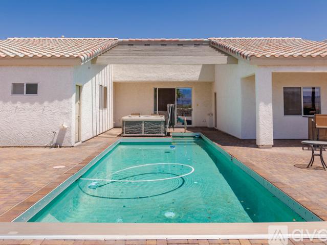 3 BR, 3 BA Apartment 1960 Mangrum Dr, Lake Havasu City, AZ 86406