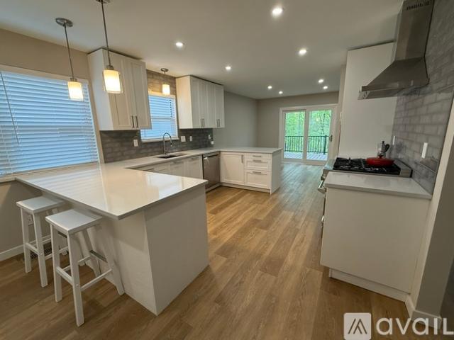 3 BR, 3 BA Apartment 19741 Cardene Way, Northville, MI 48167