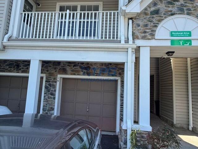 3 BR, 3 BA Apartment 19 Newburgh Dr, Edison, NJ 08820