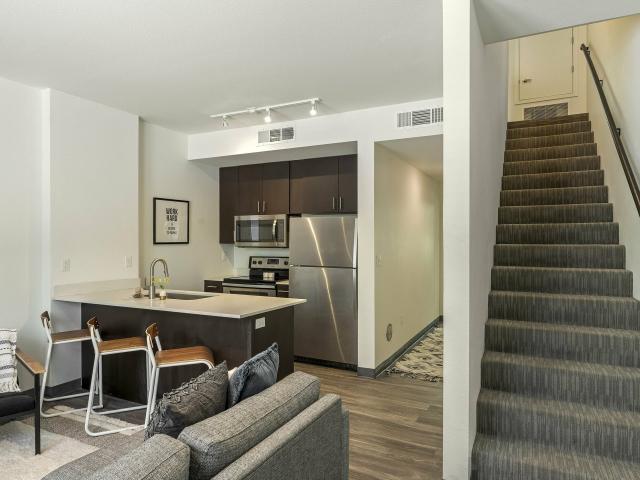 3 BR, 3 BA Apartment 1006 S Main St Unit Private Priced By Bed, Moscow, ID 83843