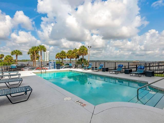 3 BR, 3 BA Apartment 100 Seabreeze Boulevard Unit NL0155, Daytona Beach, FL 32118