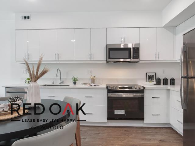 3 BR, 3 BA Apartment 1011 1013 Everett St, Los Angeles, CA 90026