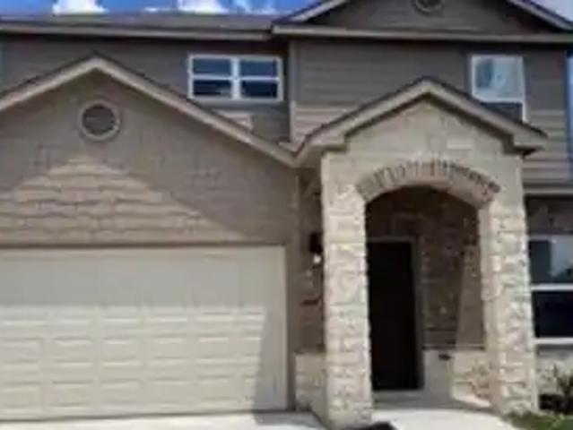 3 BR, 3 BA Apartment 10442 Buescher Ln, San Antonio, TX 78223