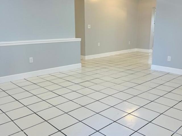 3 BR, 3 BA Apartment 10548 66th Ave, Seminole, FL 33772