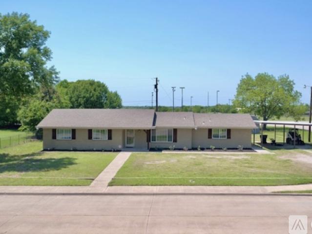 3 BR, 3 BA Apartment 105 Acker St, Sanger, TX 76266