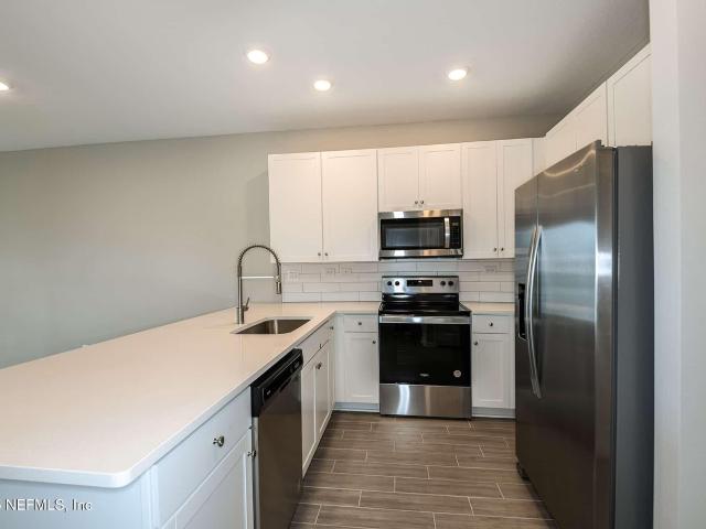 3 BR, 3 BA Apartment 10654 Towns Way, Jacksonville, FL 32258