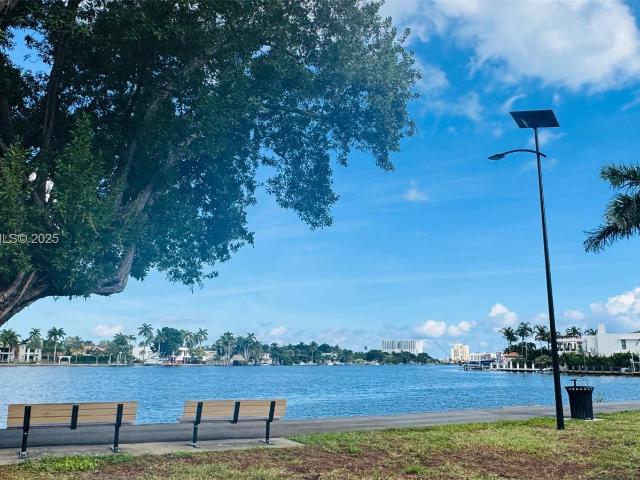 3 BR, 3 BA Apartment 1094 Redwood Street, Hollywood, FL 33019