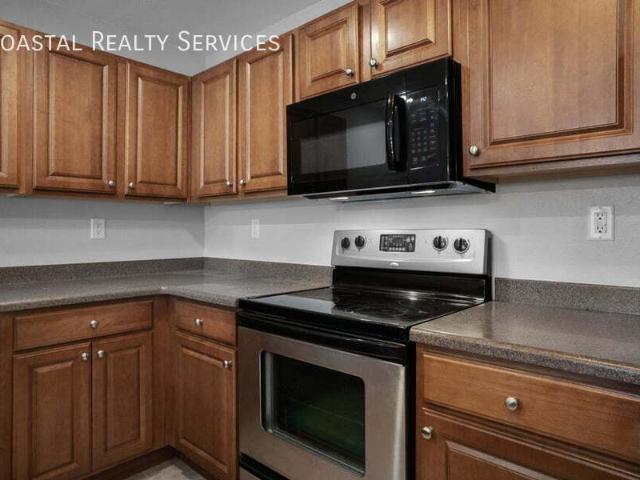 3 BR, 3 BA Apartment 113 Brooks St SE, Fort Walton Beach, FL 32548
