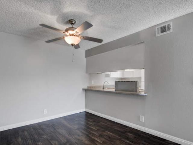 3 BR, 3 BA Apartment 1100 Center St, Henderson, NV 89015